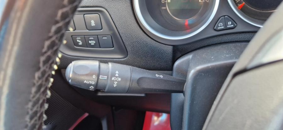 Balts Citroen DS 2014 Rīga, ar dzinēja tilpumu 1.60 L un nobraukumu 178 tūkst. km par 6950 €, foto 27 vietnē AUTOMOTO.COM.LV