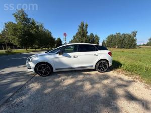 Balts Citroen DS 2017 Rīga, ar dzinēja tilpumu 1.60 L un nobraukumu 155 tūkst. km par 10000 €, foto 3 vietnē AUTOMOTO.COM.LV