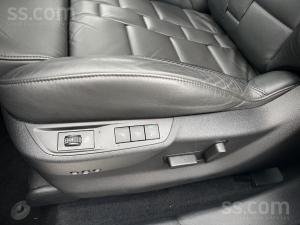 White Citroen DS 2017 in Jelgava, with an engine capacity of 2.00 L and mileage of 165 thousand km for 9300 €, photo 11 on AUTOMOTO.COM.LV