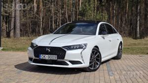 Balts Citroen DS 2022 Rīga, ar dzinēja tilpumu 1.60 L un nobraukumu 57 tūkst. km par 25990 €, foto  vietnē AUTOMOTO.COM.LV