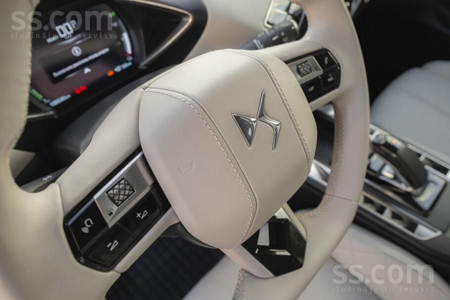 Dzeltens Citroen DS 2020 Jelgava, ar dzinēja tilpumu 1.60 L un nobraukumu 106 tūkst. km par 15990 €, foto 19 vietnē AUTOMOTO.COM.LV