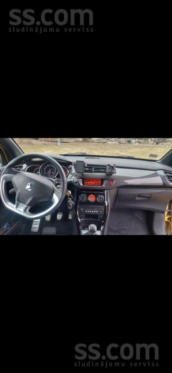 Dzeltens Citroen DS 2010 Rīga, ar dzinēja tilpumu 1.60 L un nobraukumu 131 tūkst. km par 2220 €, foto 9 vietnē AUTOMOTO.COM.LV