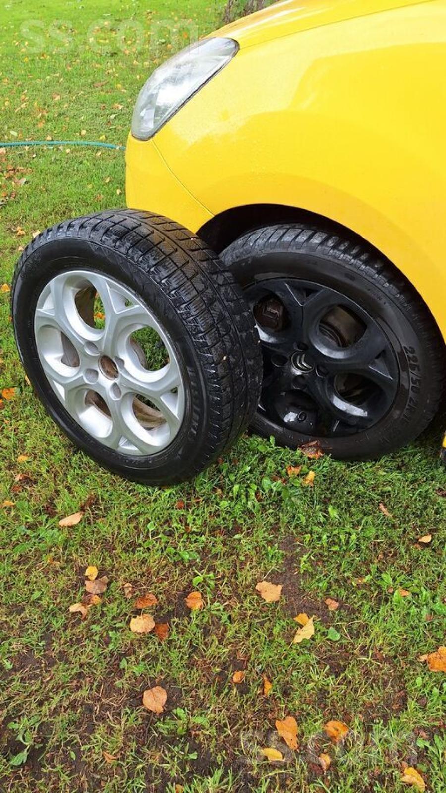 Dzeltens Citroen DS 2010 Rīga, ar dzinēja tilpumu 1.60 L un nobraukumu 131 tūkst. km par 2220 €, foto 14 vietnē AUTOMOTO.COM.LV