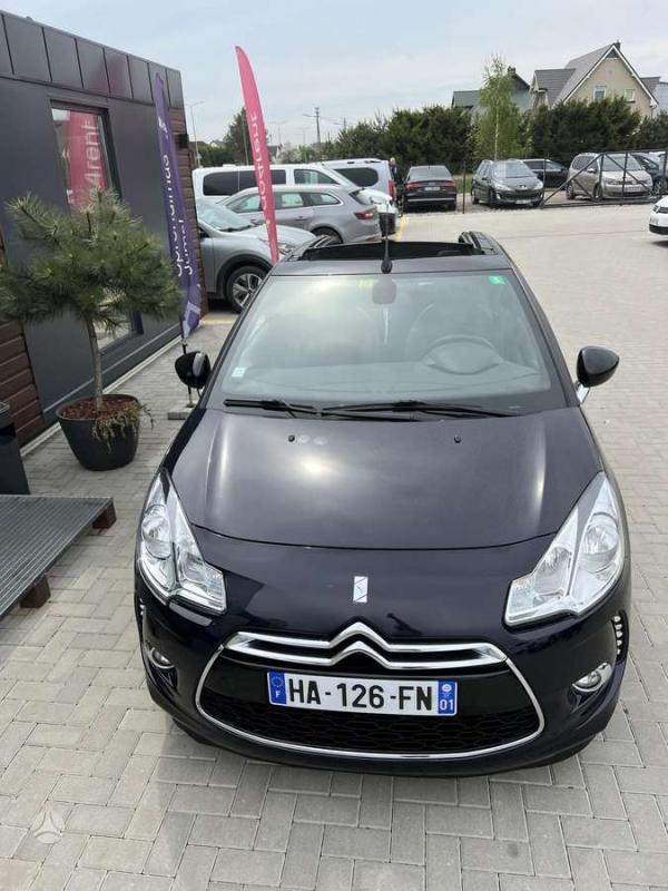Melns Citroen DS3 2014 Tauragė, ar dzinēja tilpumu 1.20 L un nobraukumu 152 tūkst. km par 4400 €, foto 4 vietnē AUTOMOTO.COM.LV