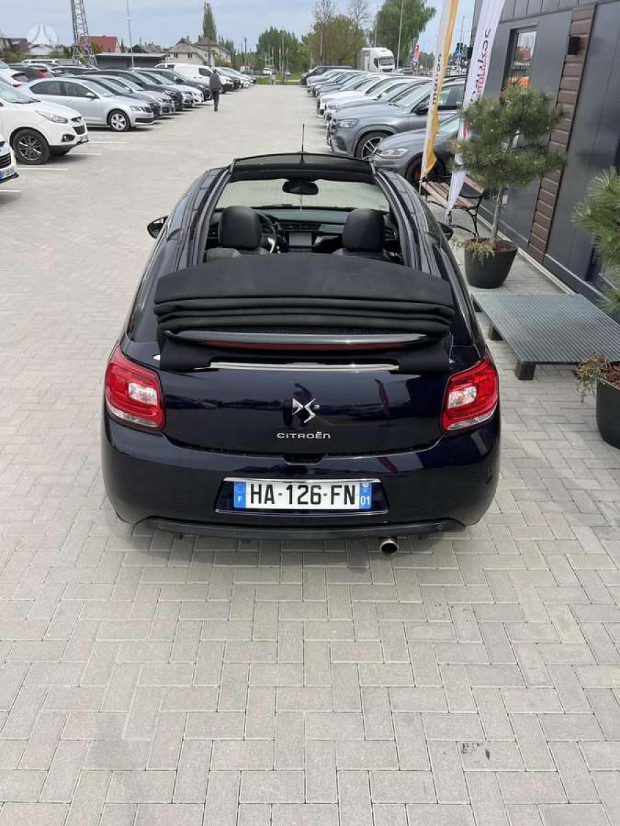 Melns Citroen DS3 2014 Tauragė, ar dzinēja tilpumu 1.20 L un nobraukumu 152 tūkst. km par 4400 €, foto 9 vietnē AUTOMOTO.COM.LV