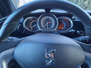 Black Citroen DS3 2010 in Ukmerge, with an engine capacity of 1.60 L and mileage of 214 thousand km for 3950 €, photo 10 on AUTOMOTO.COM.LV