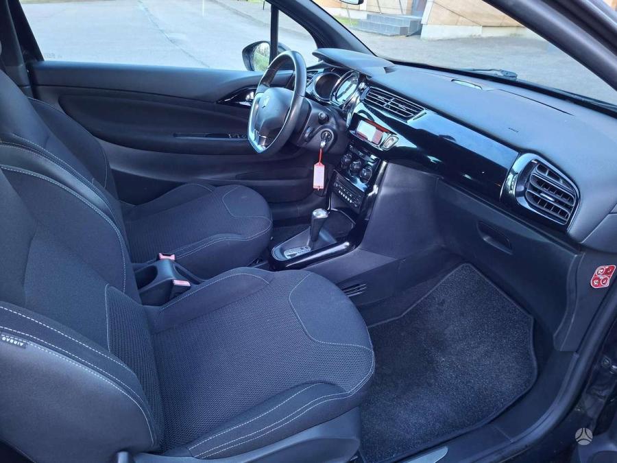 Black Citroen DS3 2010 in Ukmerge, with an engine capacity of 1.60 L and mileage of 214 thousand km for 3950 €, photo 14 on AUTOMOTO.COM.LV