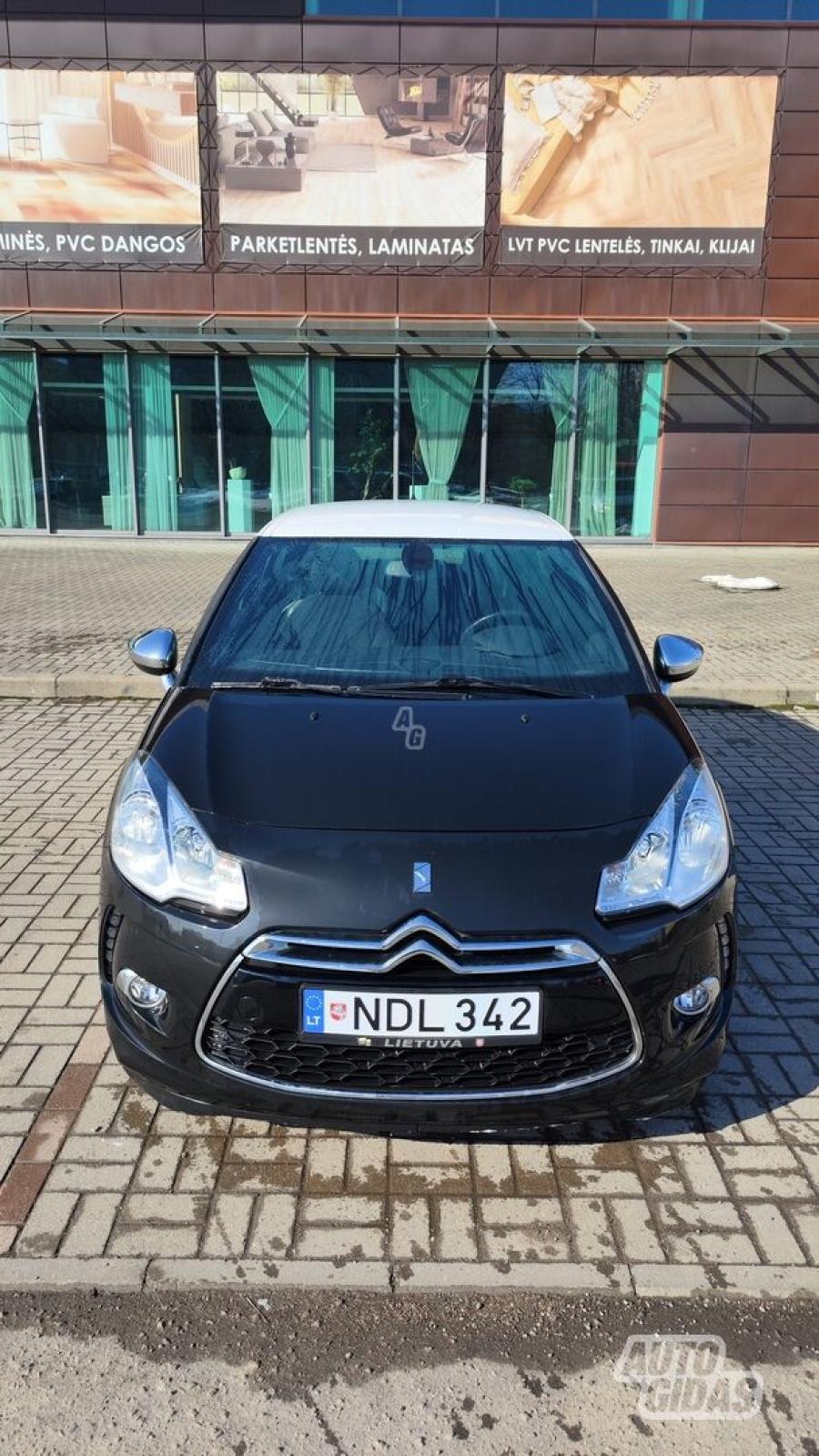 Black Citroen DS3 2011 in Siauliai, with an engine capacity of 1.60 L and mileage of 236 thousand km for 3500 €, photo 2 on AUTOMOTO.COM.LV