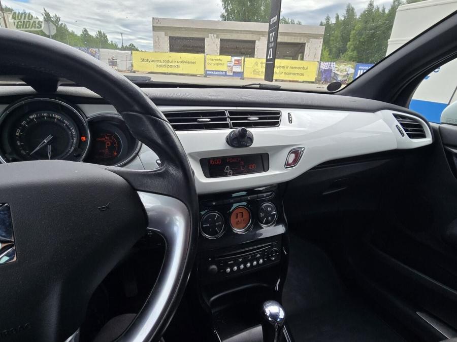 Melns Citroen DS3 2011 Šauļi, ar dzinēja tilpumu 1.60 L un nobraukumu 240 tūkst. km par 2150 €, foto 11 vietnē AUTOMOTO.COM.LV