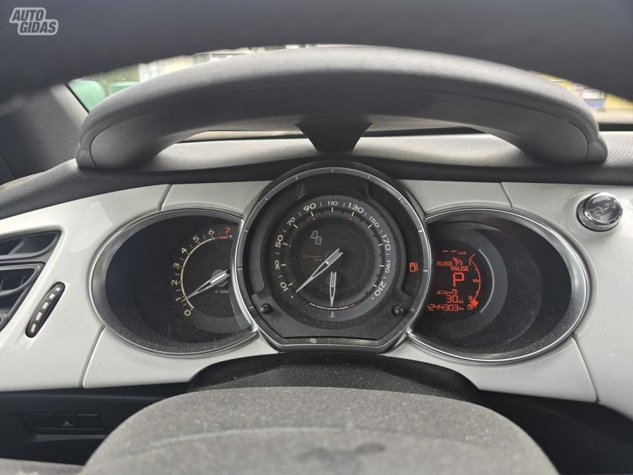 Melns Citroen DS3 2011 Šauļi, ar dzinēja tilpumu 1.60 L un nobraukumu 240 tūkst. km par 2150 €, foto 12 vietnē AUTOMOTO.COM.LV