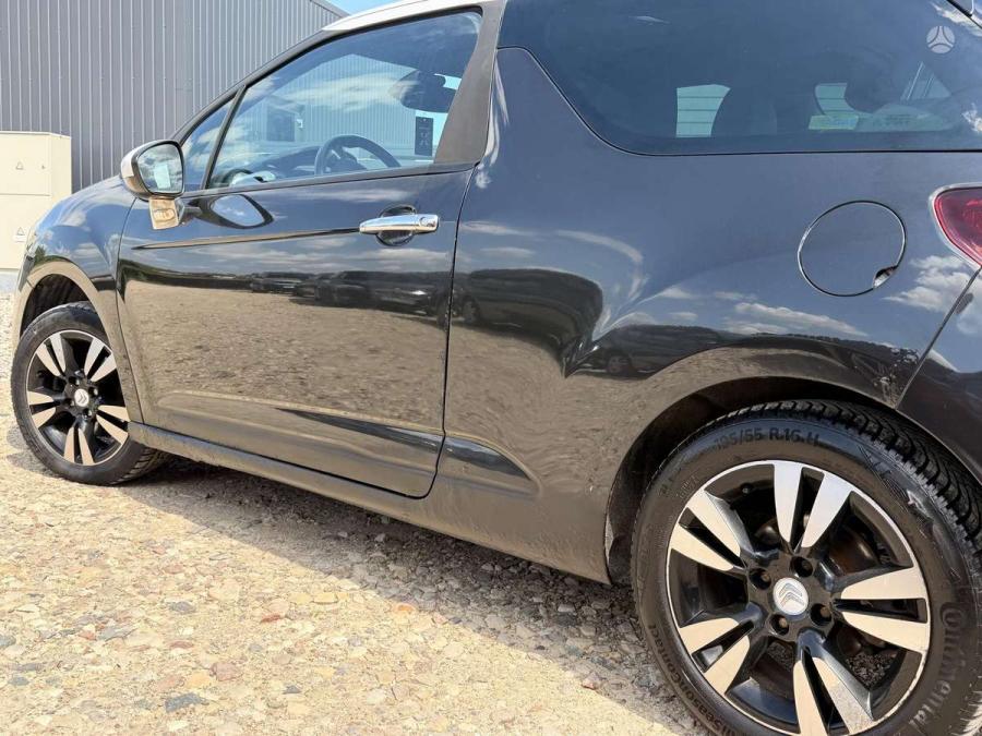 Melns Citroen DS3 2011 Viļņa, ar dzinēja tilpumu 1.60 L un nobraukumu 245 tūkst. km par 2200 €, foto 6 vietnē AUTOMOTO.COM.LV