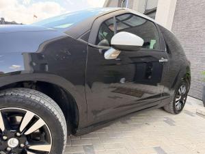 Melns Citroen DS3 2011 Viļņa, ar dzinēja tilpumu 1.60 L un nobraukumu 245 tūkst. km par 2200 €, foto 8 vietnē AUTOMOTO.COM.LV