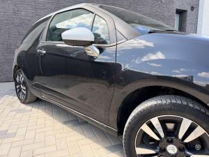 Melns Citroen DS3 2011 Viļņa, ar dzinēja tilpumu 1.60 L un nobraukumu 245 tūkst. km par 2200 €, foto 9 vietnē AUTOMOTO.COM.LV