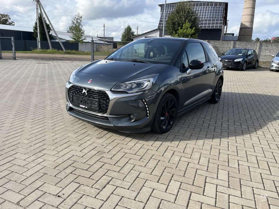 Grey Citroen DS3 2016 in Taurage, with an engine capacity of 1.60 L and mileage of 78 thousand km for 4300 €, photo 6 on AUTOMOTO.COM.LV