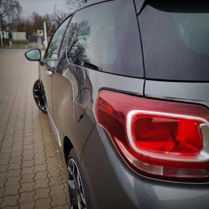 Серый Ситроен ДС3 2013 в Рига, объемом двигателя 1.60 л и пробегом 162 тыс. км за 3699 €, фото 12 на AUTOMOTO.COM.LV