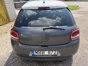 Pelēks Citroen DS3 2013 Vievis, ar dzinēja tilpumu 1.40 L un nobraukumu 350 tūkst. km par 3200 €, foto 5 vietnē AUTOMOTO.COM.LV