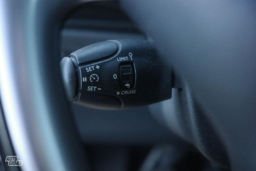 Grey Citroen DS3 2014 in Kaunas, with an engine capacity of 1.20 L and mileage of 168 thousand km for 2950 €, photo 15 on AUTOMOTO.COM.LV