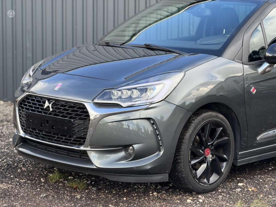 Pelēks Citroen DS3 2017 Kauņa, ar dzinēja tilpumu 1.20 L un nobraukumu 145 tūkst. km par 4800 €, foto 5 vietnē AUTOMOTO.COM.LV