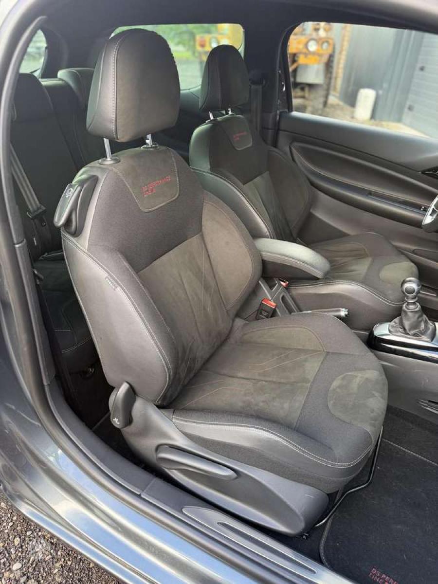 Pelēks Citroen DS3 2017 Kauņa, ar dzinēja tilpumu 1.20 L un nobraukumu 145 tūkst. km par 4800 €, foto 12 vietnē AUTOMOTO.COM.LV
