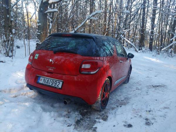 Sarkans Citroen DS3 2011 Viļņa, ar dzinēja tilpumu 1.60 L un nobraukumu 225 tūkst. km par 3400 €, foto 3 vietnē AUTOMOTO.COM.LV