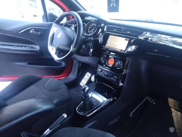 Sarkans Citroen DS3 2011 Viļņa, ar dzinēja tilpumu 1.60 L un nobraukumu 225 tūkst. km par 3400 €, foto 9 vietnē AUTOMOTO.COM.LV