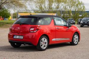 Sarkans Citroen DS3 2010 Liepāja, ar dzinēja tilpumu 1.60 L un nobraukumu 289 tūkst. km par 4500 €, foto 5 vietnē AUTOMOTO.COM.LV