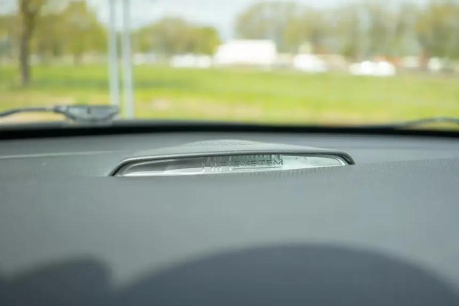 Sarkans Citroen DS3 2010 Liepāja, ar dzinēja tilpumu 1.60 L un nobraukumu 289 tūkst. km par 4500 €, foto 24 vietnē AUTOMOTO.COM.LV