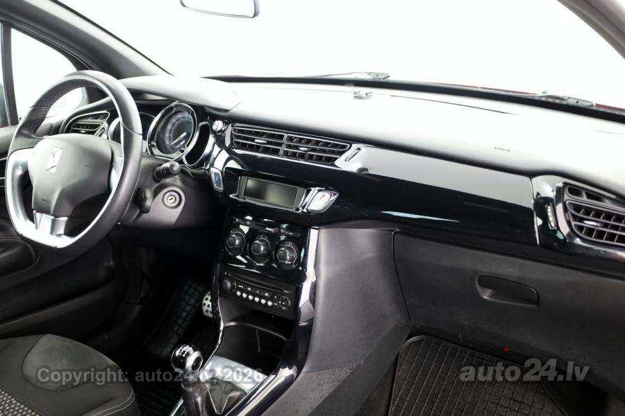 Sarkans Citroen DS3 2010 Tallina, ar dzinēja tilpumu 1.60 L un nobraukumu 167 tūkst. km par 1999 €, foto 6 vietnē AUTOMOTO.COM.LV