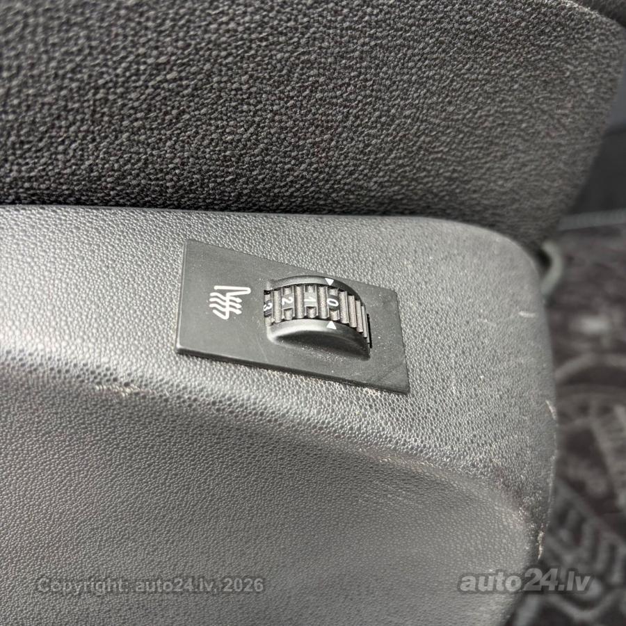 Sarkans Citroen DS3 2011 Tallina, ar dzinēja tilpumu 1.60 L un nobraukumu 185 tūkst. km par 3700 €, foto 16 vietnē AUTOMOTO.COM.LV