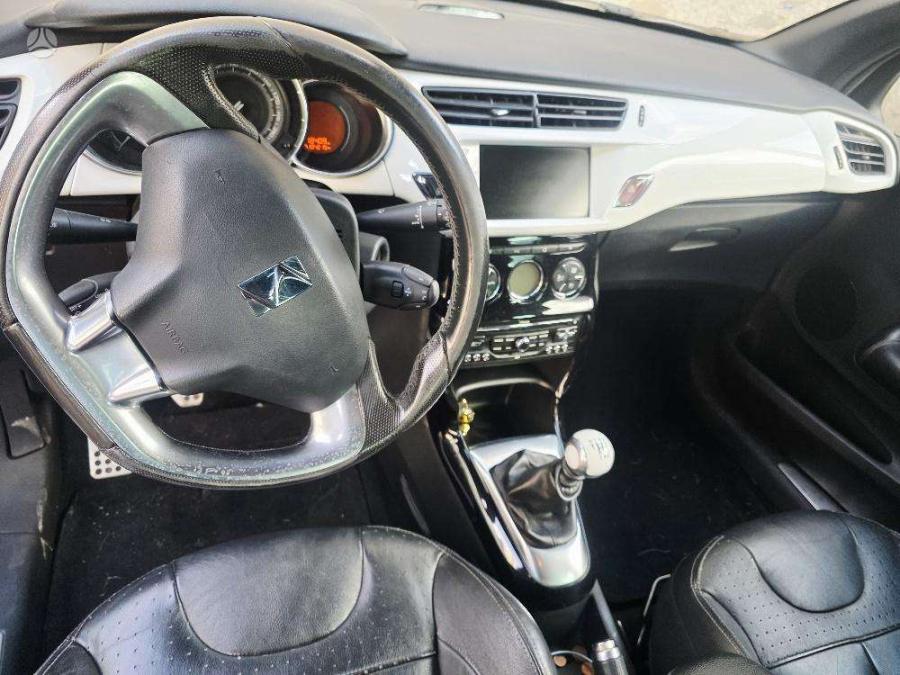 Balts Citroen DS3 2010 Kauņa, ar dzinēja tilpumu 1.60 L un nobraukumu 192 tūkst. km par 1800 €, foto 10 vietnē AUTOMOTO.COM.LV