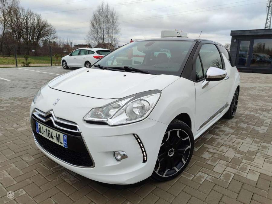 Balts Citroen DS3 2011 Tauragė, ar dzinēja tilpumu 1.60 L un nobraukumu 200 tūkst. km par 2900 €, foto 2 vietnē AUTOMOTO.COM.LV