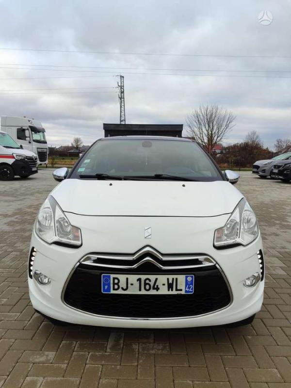 Balts Citroen DS3 2011 Tauragė, ar dzinēja tilpumu 1.60 L un nobraukumu 200 tūkst. km par 2900 €, foto 3 vietnē AUTOMOTO.COM.LV