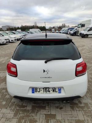 Balts Citroen DS3 2011 Tauragė, ar dzinēja tilpumu 1.60 L un nobraukumu 200 tūkst. km par 2900 €, foto 8 vietnē AUTOMOTO.COM.LV
