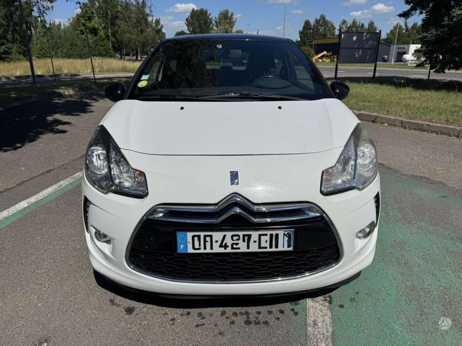 Balts Citroen DS3 2012 Tauragė, ar dzinēja tilpumu 1.56 L un nobraukumu 217 tūkst. km par 4300 €, foto 4 vietnē AUTOMOTO.COM.LV