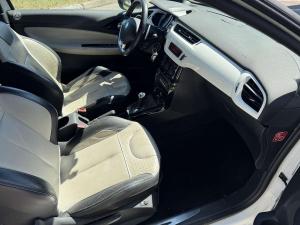 Balts Citroen DS3 2012 Tauragė, ar dzinēja tilpumu 1.56 L un nobraukumu 217 tūkst. km par 4300 €, foto 15 vietnē AUTOMOTO.COM.LV