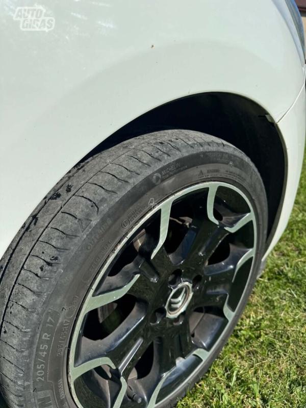 Balts Citroen DS3 2012 Klaipėda, ar dzinēja tilpumu 1.60 L un nobraukumu 232 tūkst. km par 2550 €, foto 11 vietnē AUTOMOTO.COM.LV