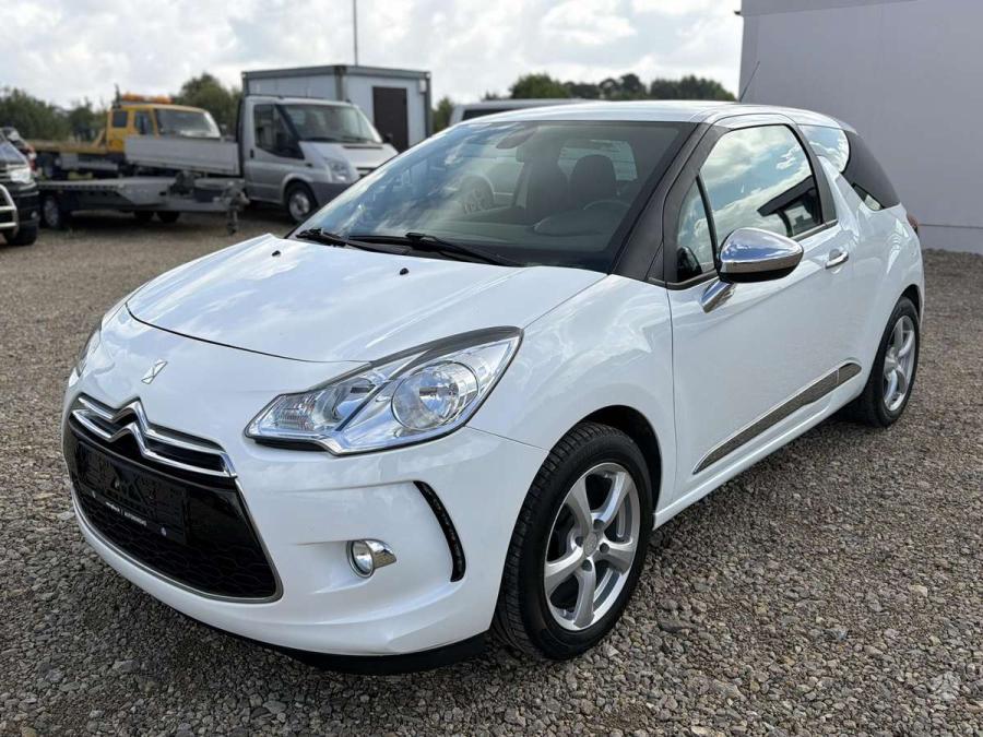White Citroen DS3 2013 in Siauliai, with an engine capacity of 1.20 L and mileage of 193 thousand km for 2999 €, photo 1 on AUTOMOTO.COM.LV