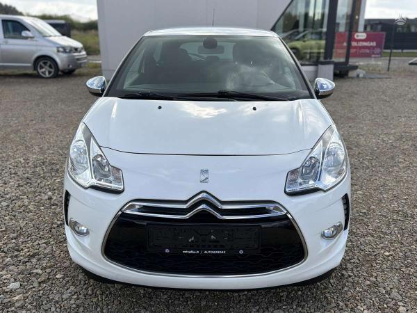 White Citroen DS3 2013 in Siauliai, with an engine capacity of 1.20 L and mileage of 193 thousand km for 2999 €, photo 3 on AUTOMOTO.COM.LV