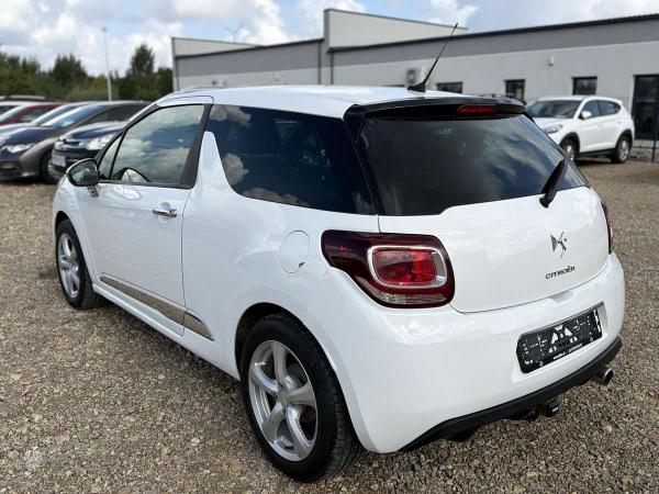 White Citroen DS3 2013 in Siauliai, with an engine capacity of 1.20 L and mileage of 193 thousand km for 2999 €, photo 9 on AUTOMOTO.COM.LV