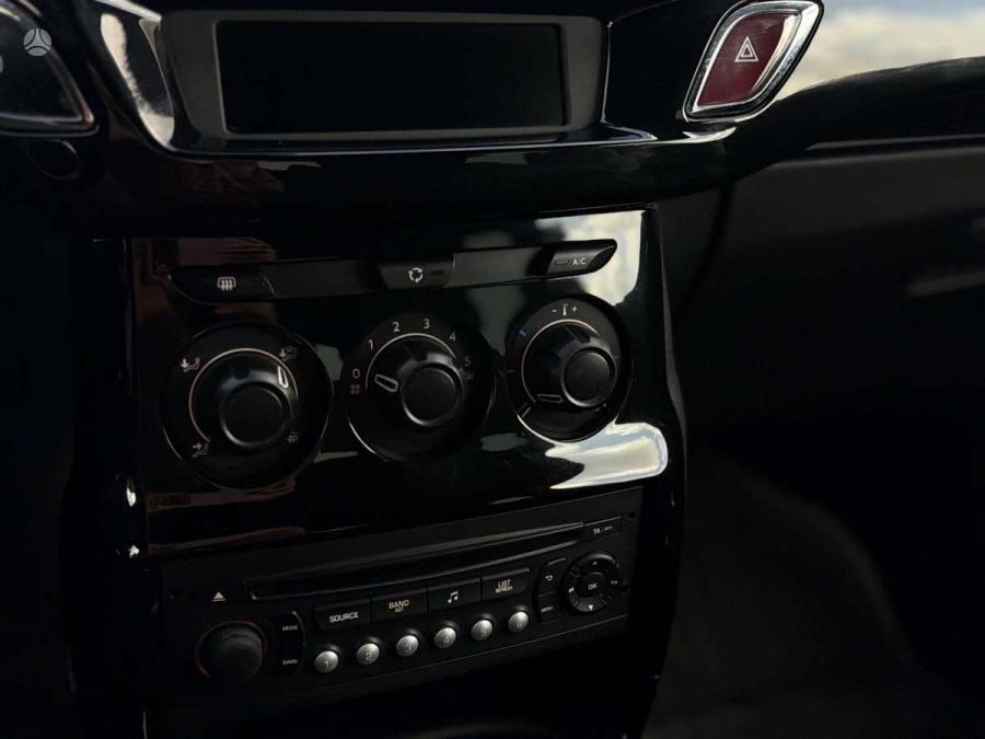 White Citroen DS3 2013 in Siauliai, with an engine capacity of 1.20 L and mileage of 193 thousand km for 2999 €, photo 20 on AUTOMOTO.COM.LV