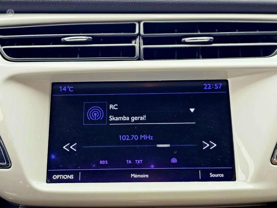 Белый Ситроен ДС3 2015 в Таураге, объемом двигателя 1.20 л и пробегом 93 тыс. км за 4200 €, фото 22 на AUTOMOTO.COM.LV