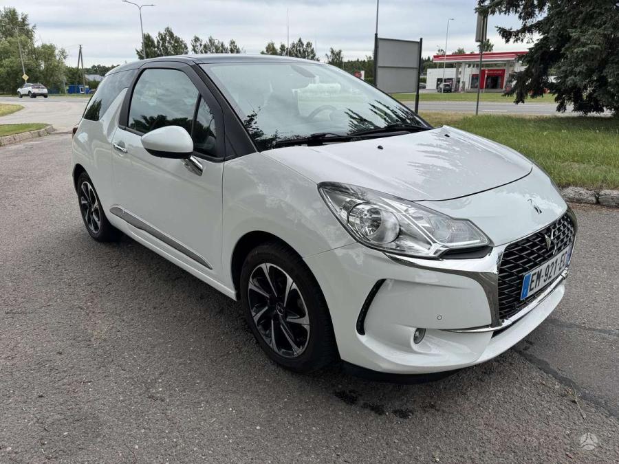 White Citroen DS3 2017 in Taurage, with an engine capacity of 1.20 L and mileage of 112 thousand km for 4900 €, photo 4 on AUTOMOTO.COM.LV