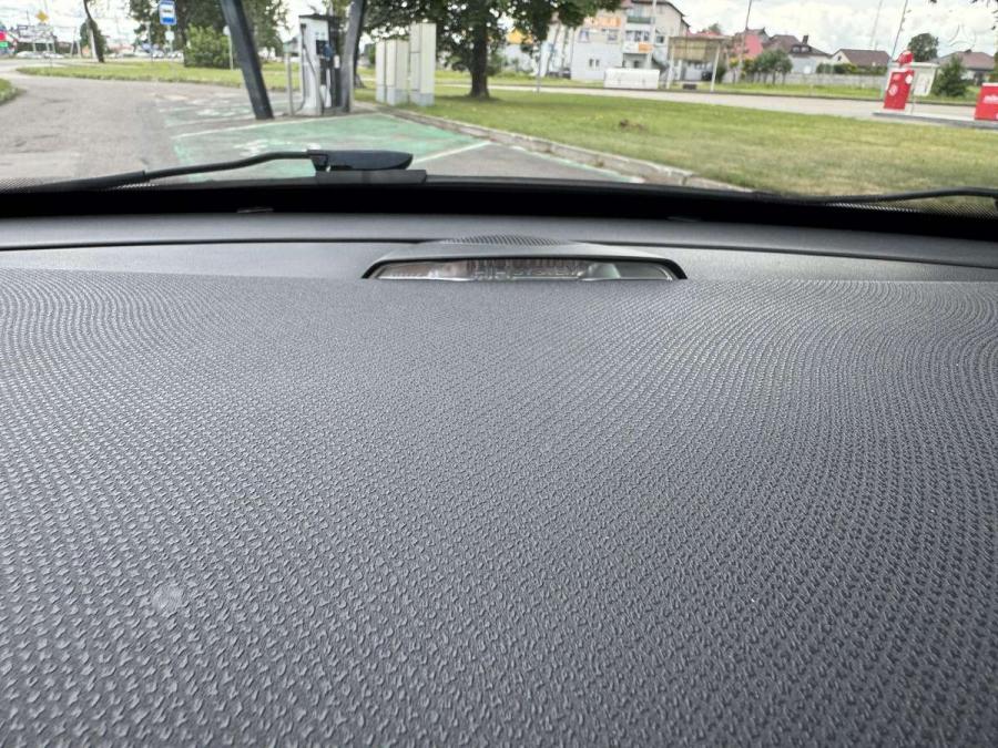 White Citroen DS3 2017 in Taurage, with an engine capacity of 1.20 L and mileage of 112 thousand km for 4900 €, photo 14 on AUTOMOTO.COM.LV