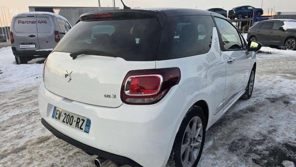 White Citroen DS3 2018 in Kaunas, with an engine capacity of 1.20 L and mileage of 100 thousand km for 7200 €, photo 6 on AUTOMOTO.COM.LV