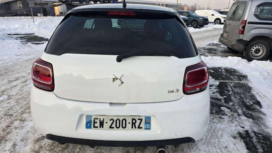 Balts Citroen DS3 2018 Kauņa, ar dzinēja tilpumu 1.20 L un nobraukumu 100 tūkst. km par 7200 €, foto 7 vietnē AUTOMOTO.COM.LV