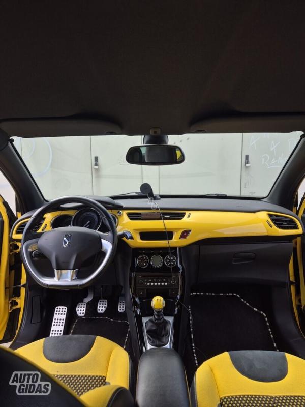Yellow Citroen DS3 2012 in Klaipeda, with an engine capacity of 1.60 L and mileage of 130 thousand km for 3950 €, photo 9 on AUTOMOTO.COM.LV