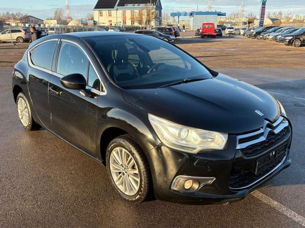 Black Citroen DS4 2012 in Marijampole, with an engine capacity of 1.56 L and mileage of 192 thousand km for 4100 €, photo 1 on AUTOMOTO.COM.LV