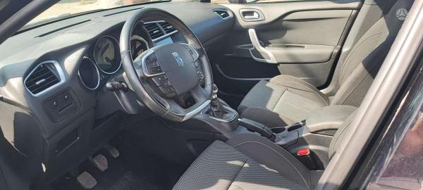 Melns Citroen DS4 2012 Tauragė, ar dzinēja tilpumu 1.60 L un nobraukumu 166 tūkst. km par 3700 €, foto 6 vietnē AUTOMOTO.COM.LV