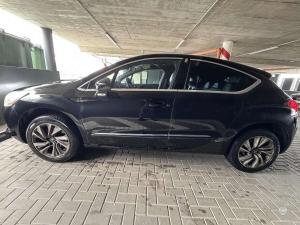 Melns Citroen DS4 2012 Klaipėda, ar dzinēja tilpumu 1.56 L un nobraukumu 280 tūkst. km par 3650 €, foto 12 vietnē AUTOMOTO.COM.LV