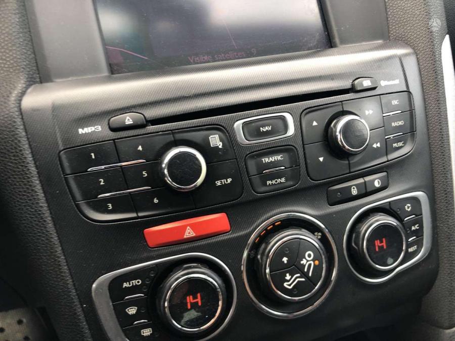Black Citroen DS4 2012 in Taurage, with an engine capacity of 1.60 L and mileage of 280 thousand km for 4100 €, photo 10 on AUTOMOTO.COM.LV